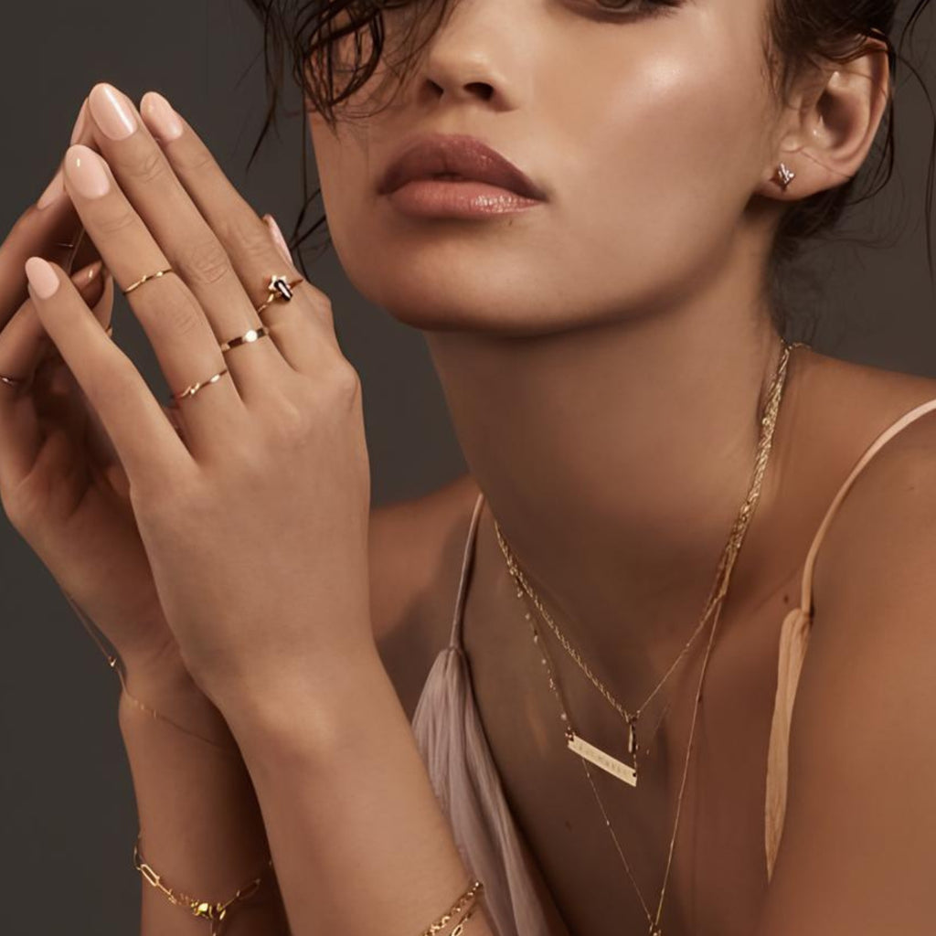 Fashion Jewelry vs. Fine Jewelry – Dazzoria